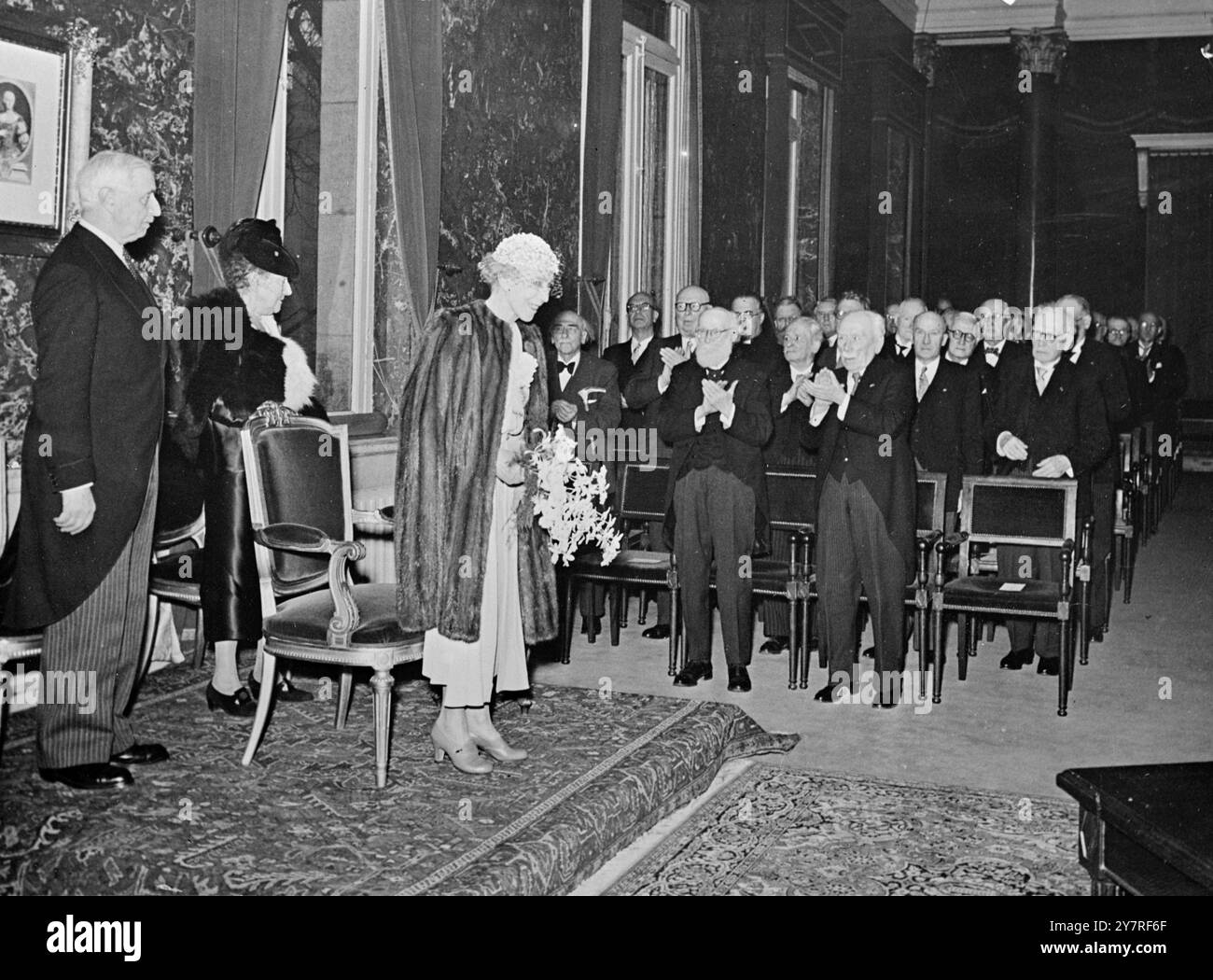 Belgium's Queen Mother at its Royal Academy. 24.12.53. A reception was ...