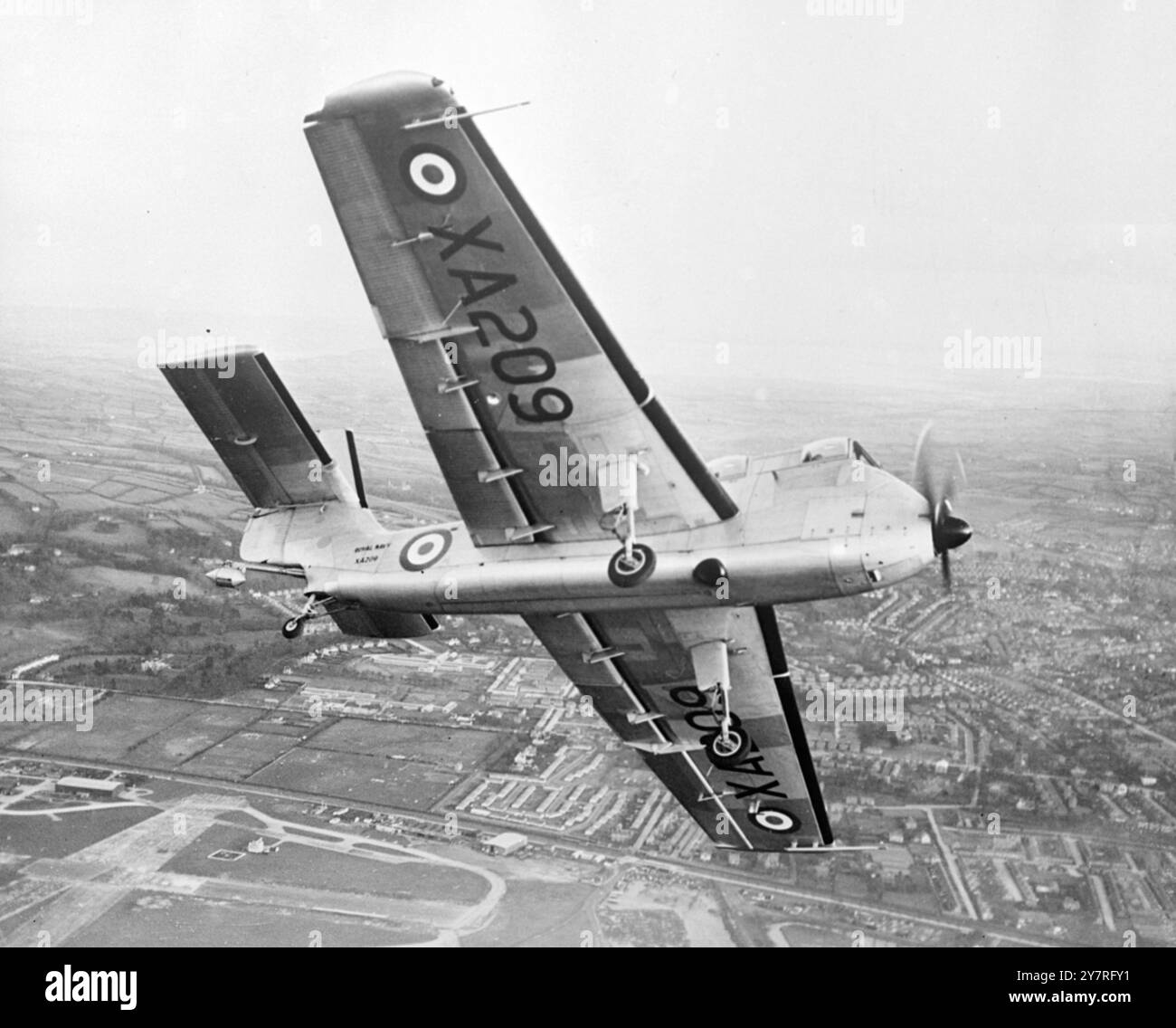 The Seamew shows its paces. First public flight of the anti-submarine ...