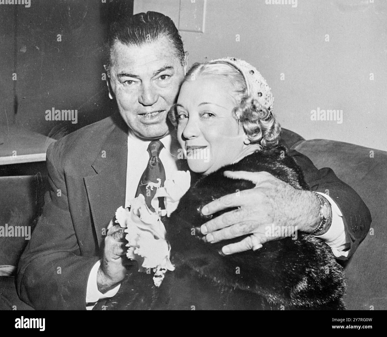 Dempsey & his bride-to-be 7.12.53 Former heavyweight boxing champion ...