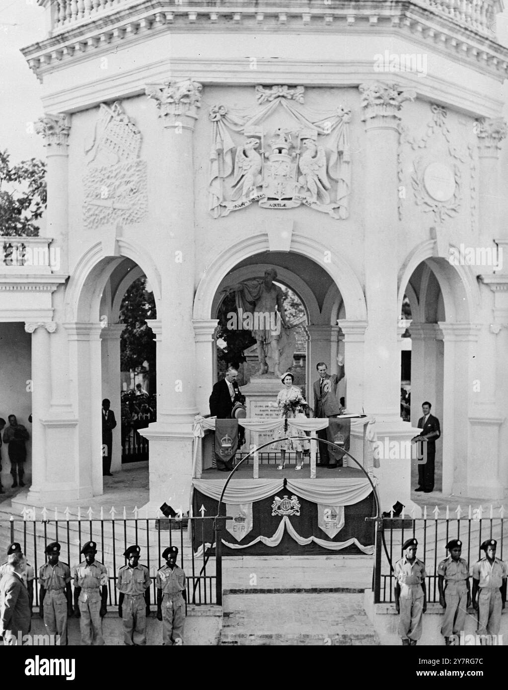 Royal tour - Jamaica. 29.11.53. The Queen and the Duke of Edinburgh ...