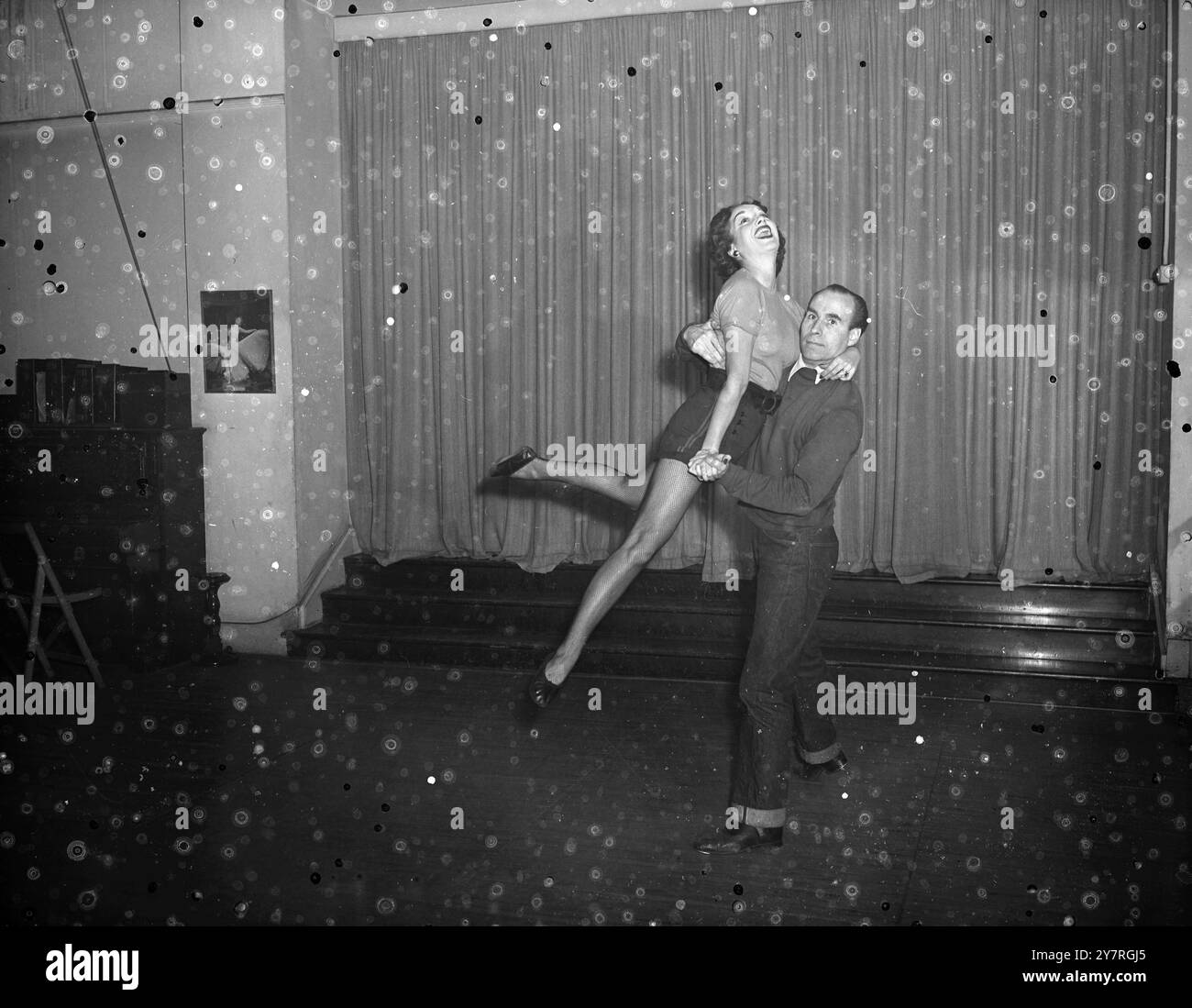 Peter pan tv hi-res stock photography and images - Alamy