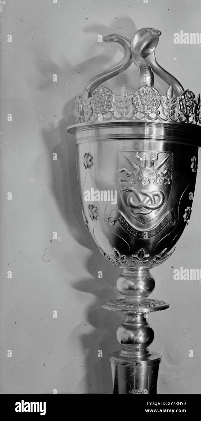 NEW MACE FOR MANCHESTER UNIVERSITYA new mace for Manchester University ...