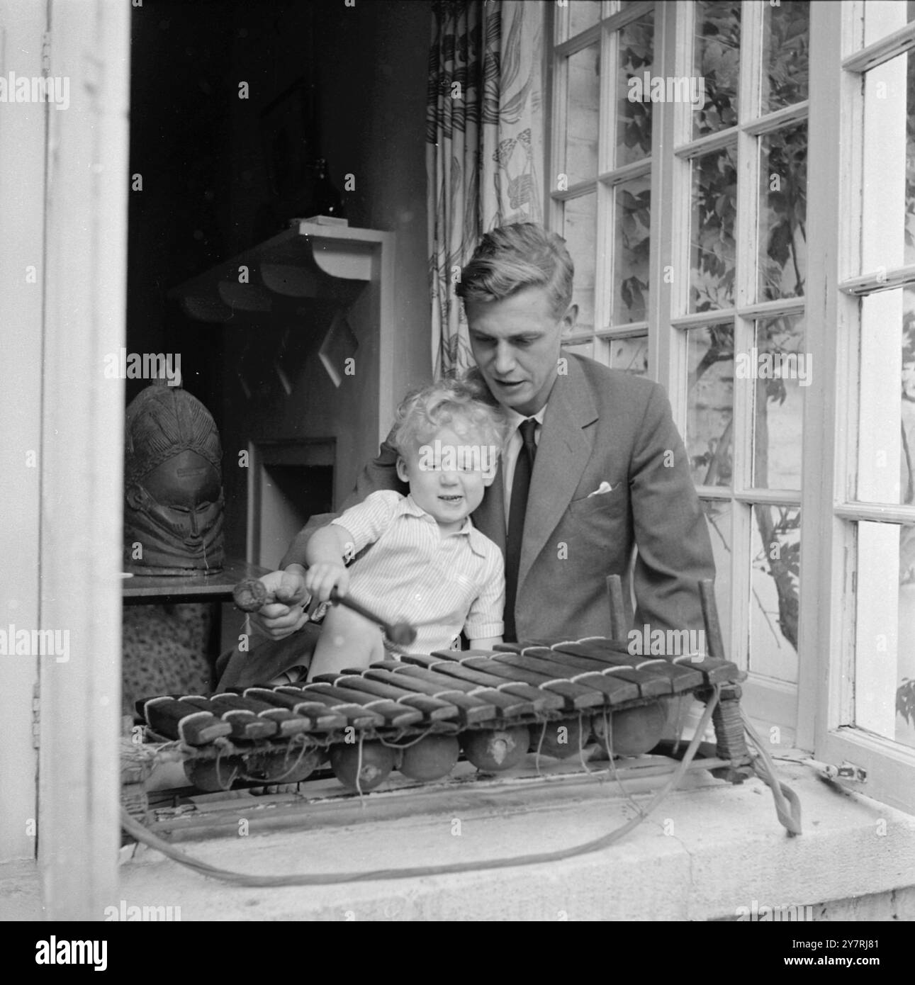 DAVID ATTENBOROUGH AT HOME IN RICHMOND Photographs by George Douglas ...