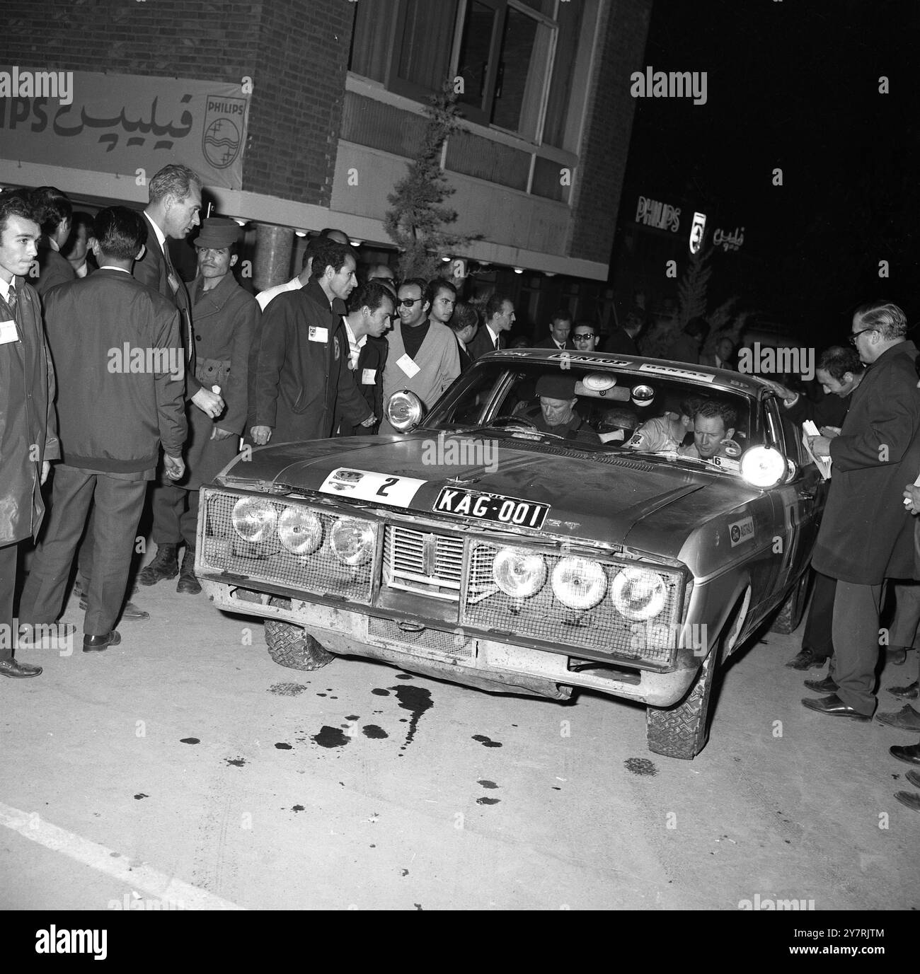 Afghanistan kabul car Black and White Stock Photos & Images - Alamy