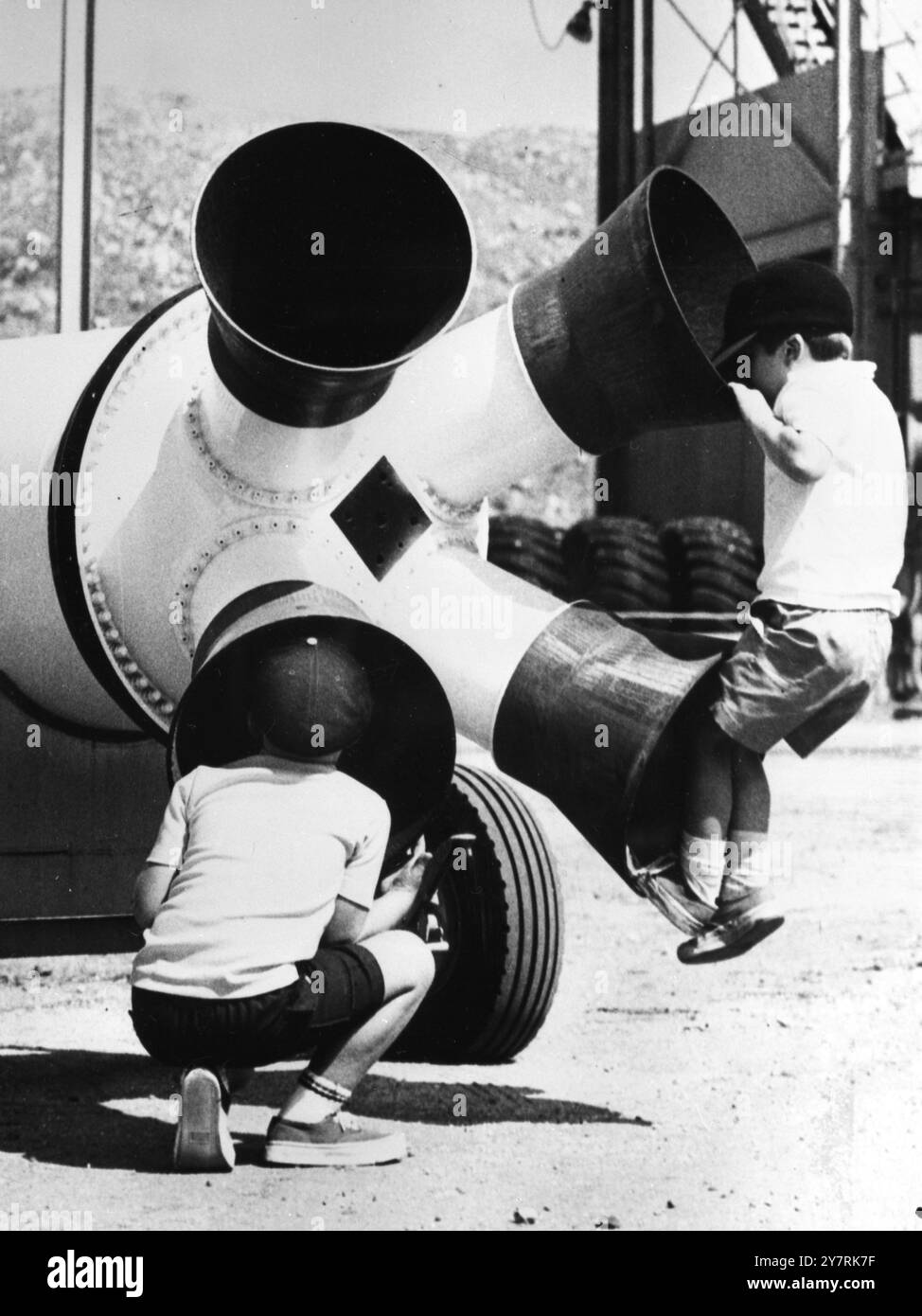 Apollo launch escape system les hi-res stock photography and images - Alamy