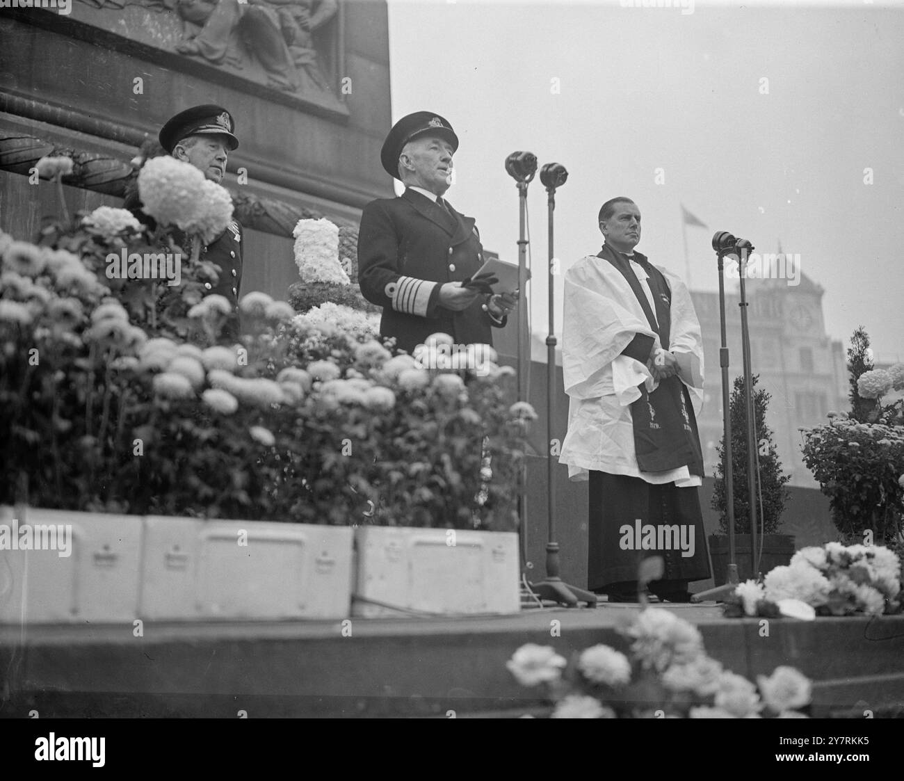 NAVY LEAGUE CELEBRATES TRAFALGAR DAY 21.10.53. The traditional ...
