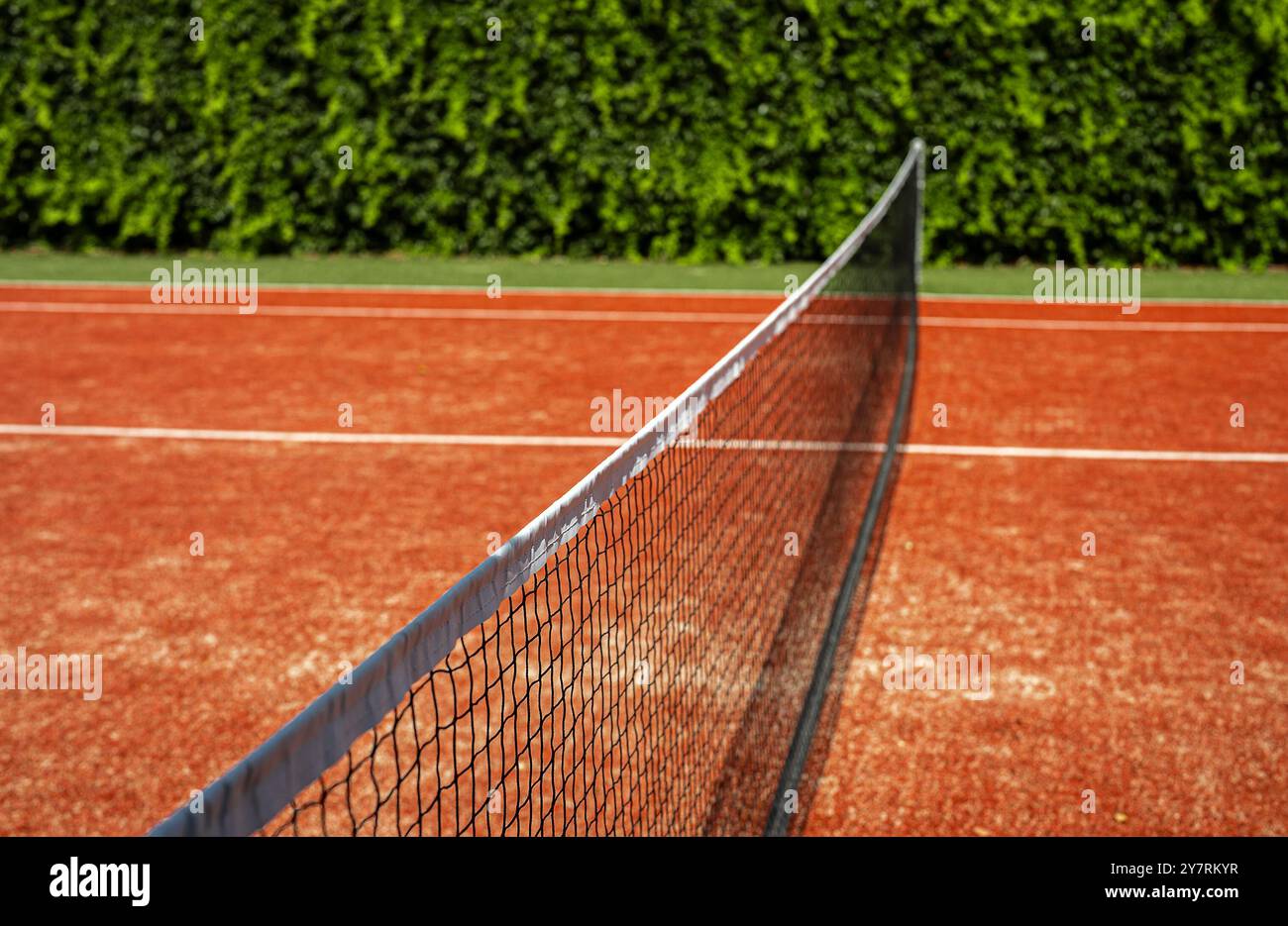 Tennis court fence street hi-res stock photography and images - Alamy