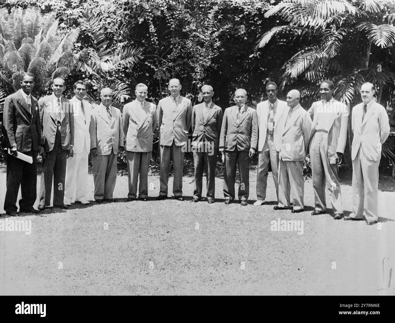 Dr w holder hi-res stock photography and images - Alamy