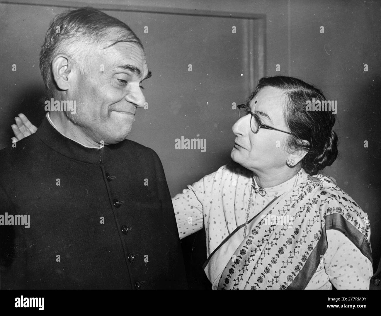 INDIAN PREMIER'S COUSIN LECTURES ON ASIA 9.10.53. Pandit Dr. Shri ...