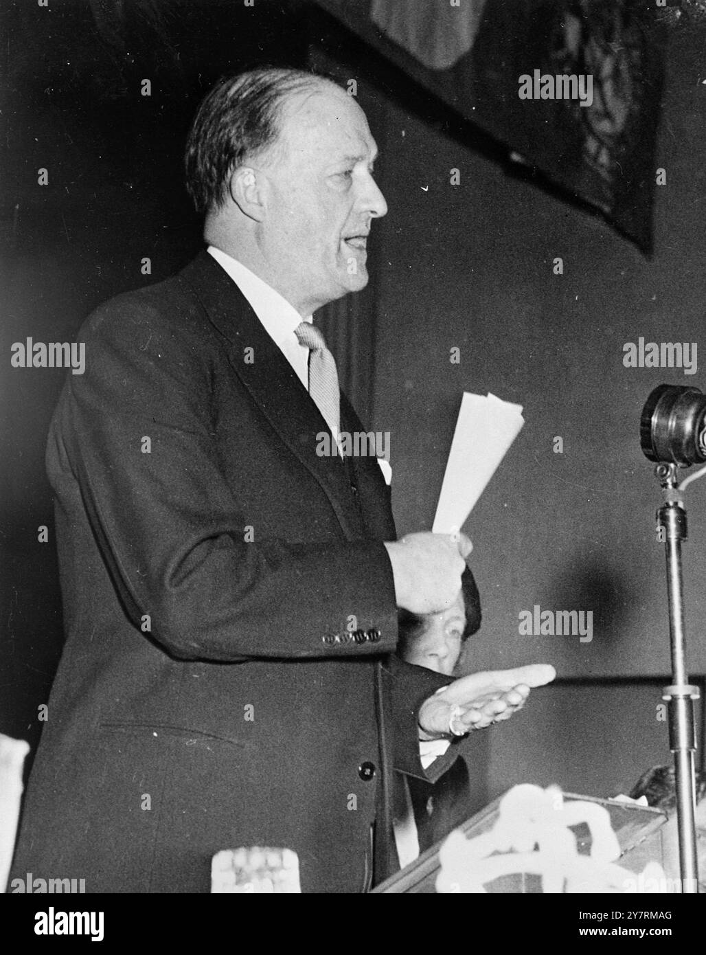 Annual government expenditure Black and White Stock Photos & Images - Alamy