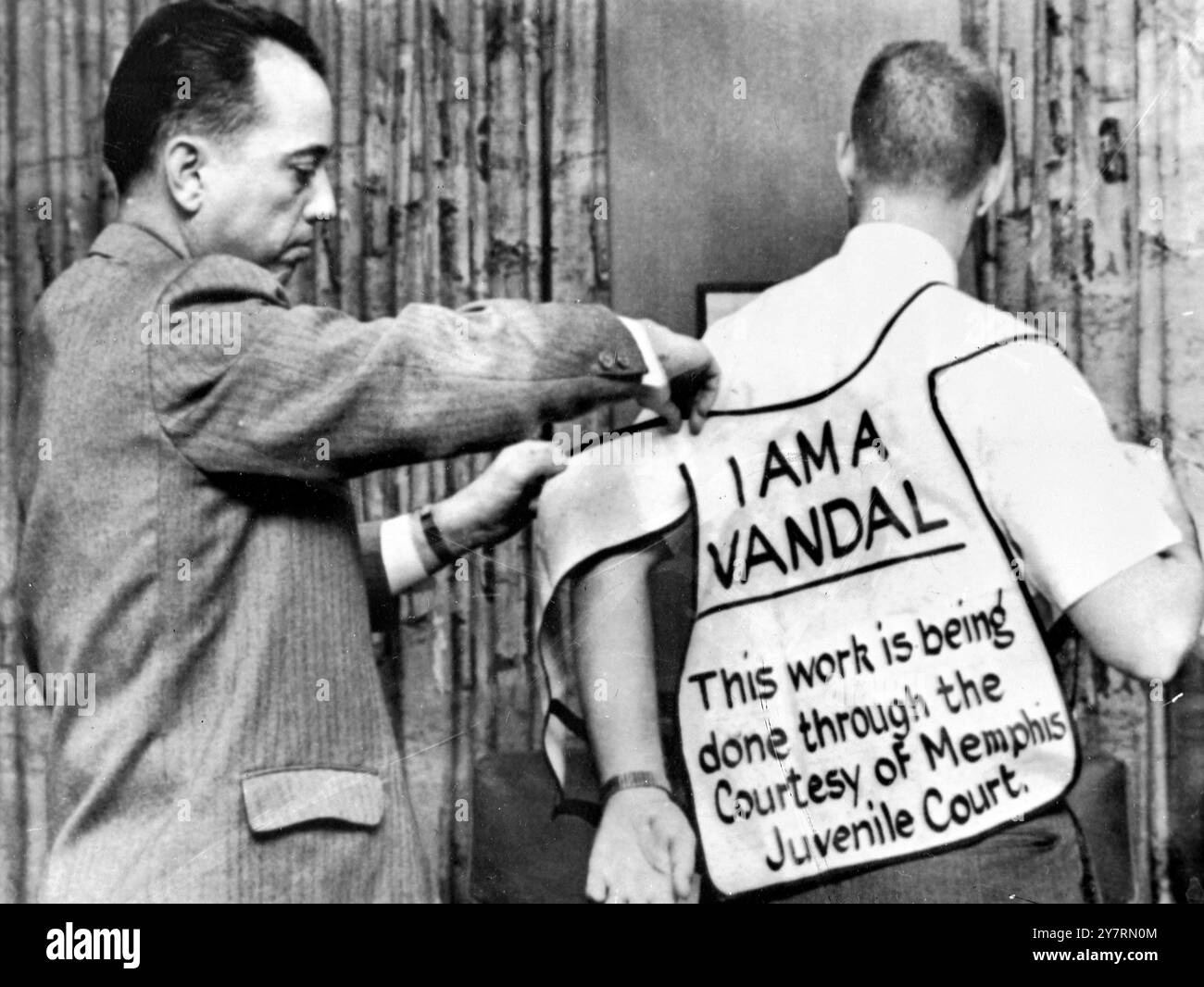 ANTI-VANDALISM VEST IN US 10.12.65Memphis Tennessee USA : Juvenile ...
