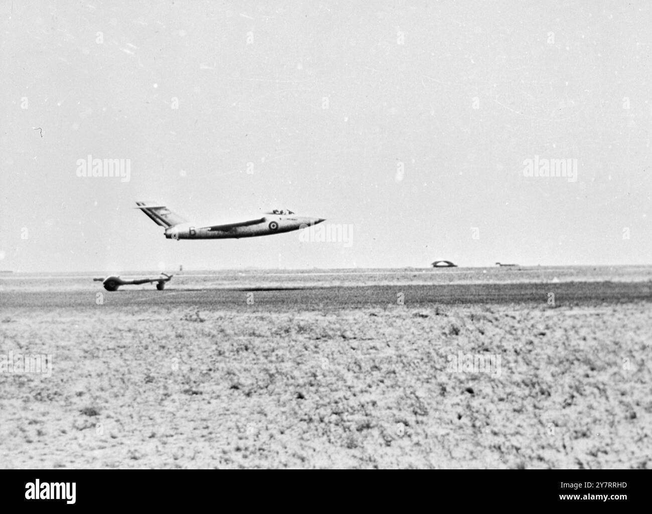 AIRCRAFT THAT NEEDS NO RUNWAY - 18.8.53. - An aircraft that takes off ...