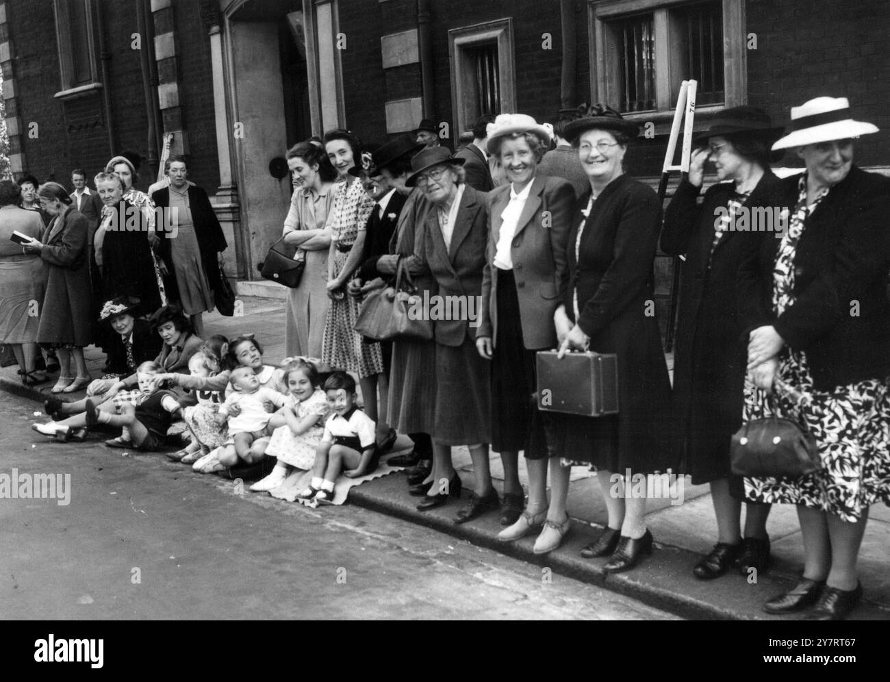 Children arrivals Black and White Stock Photos & Images - Alamy