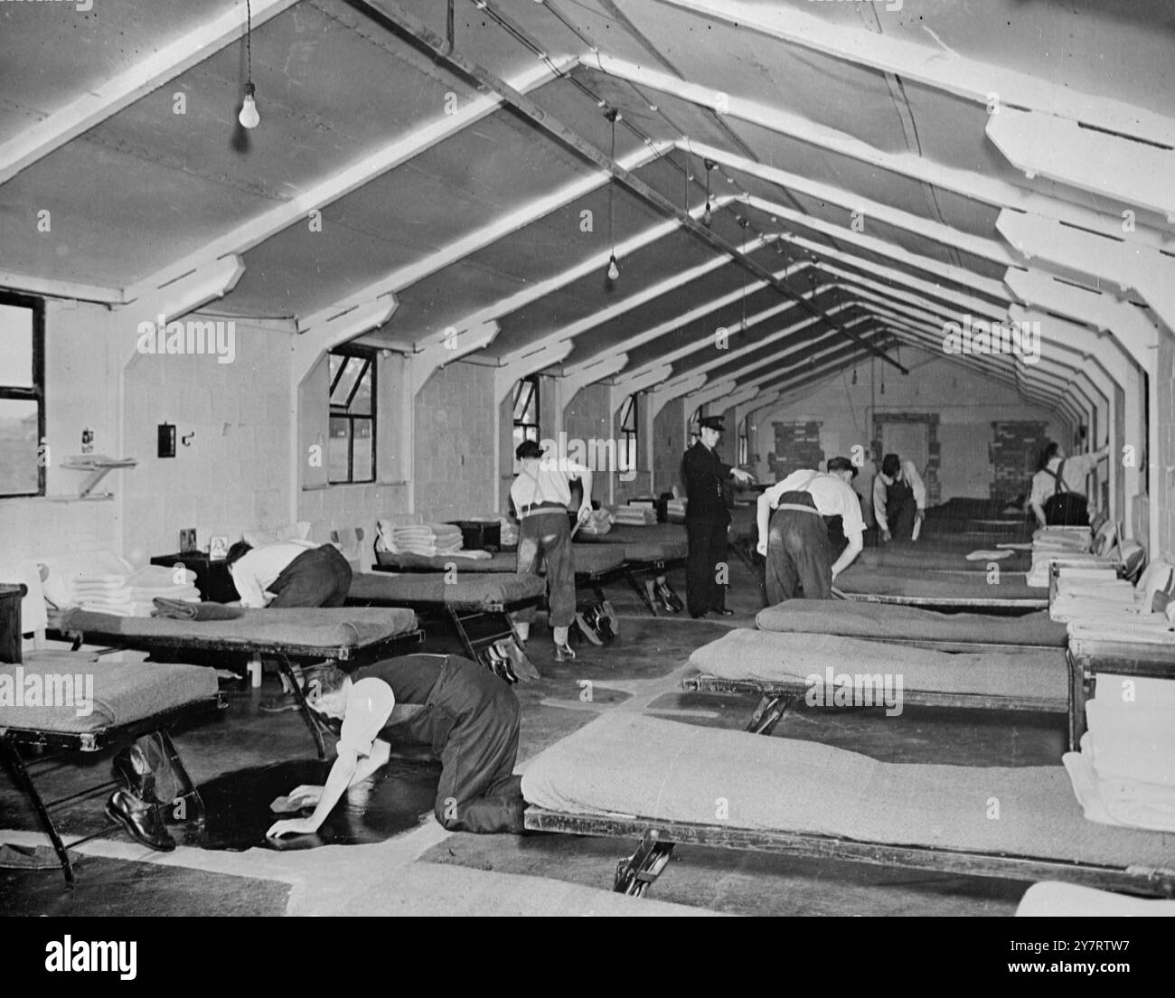 MEN'S NEW PRISON WITHOUT BARS. 9.7.53 H.M. Prison, Grendon Hall ...