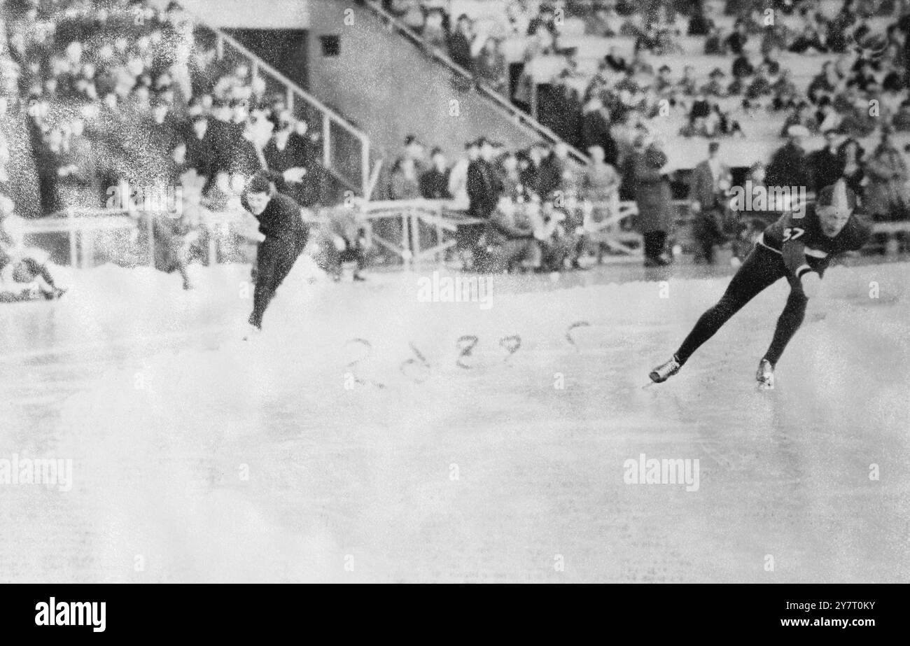 OLYMPICS - SKIING AND SKATING - Norway - 1952 Stock Photo - Alamy
