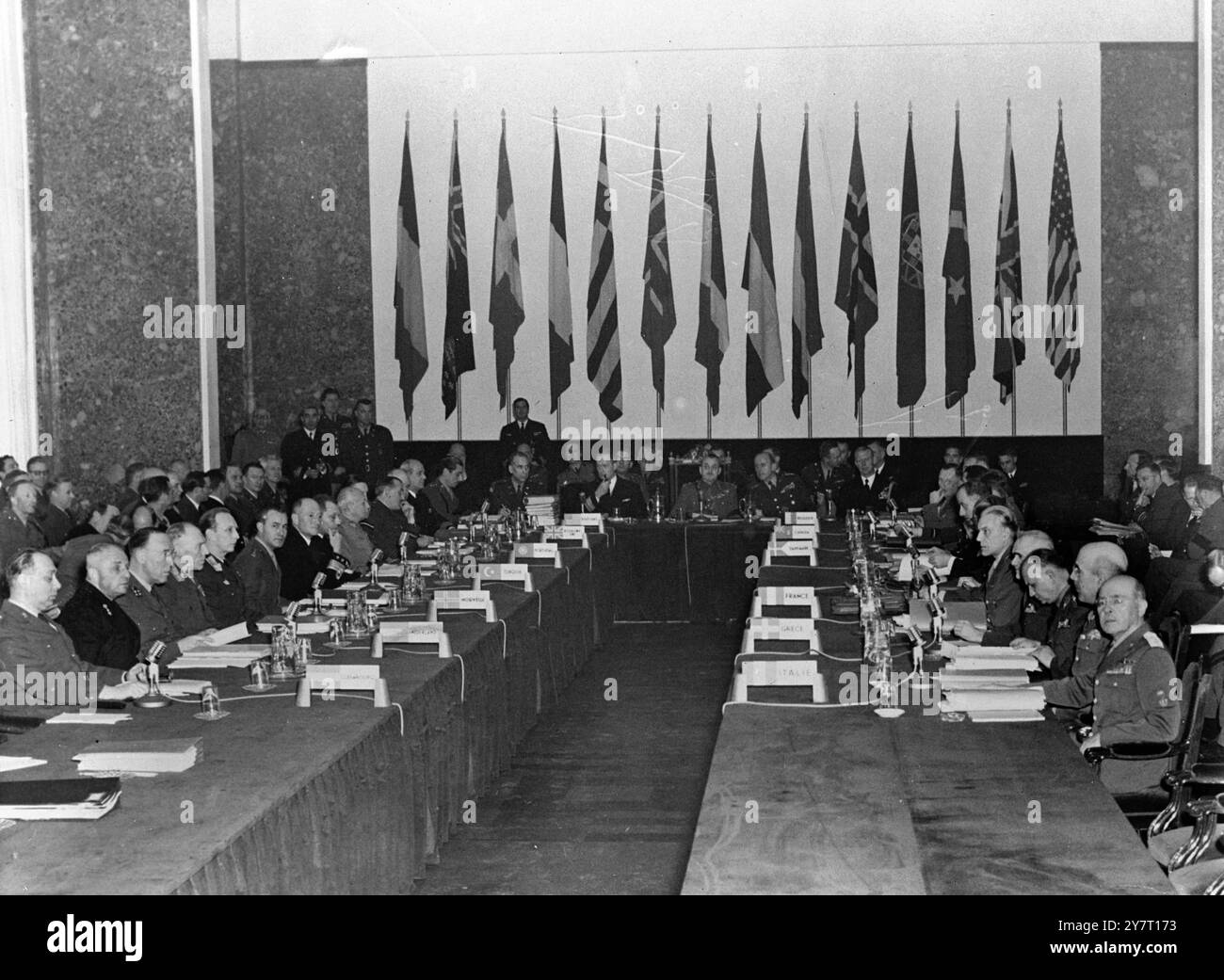 PRELIMINARY MEETING FOR THE NATO CONFERENCE IN LISBON 13-2-52 The first ...