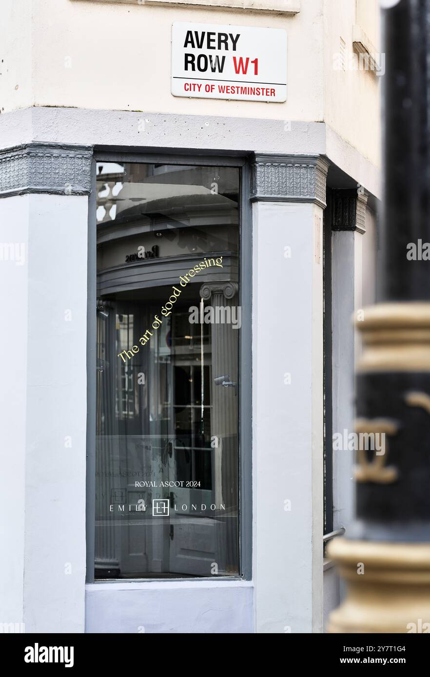 Emily London, the art of good dressing, Mayfair, London, England Stock ...