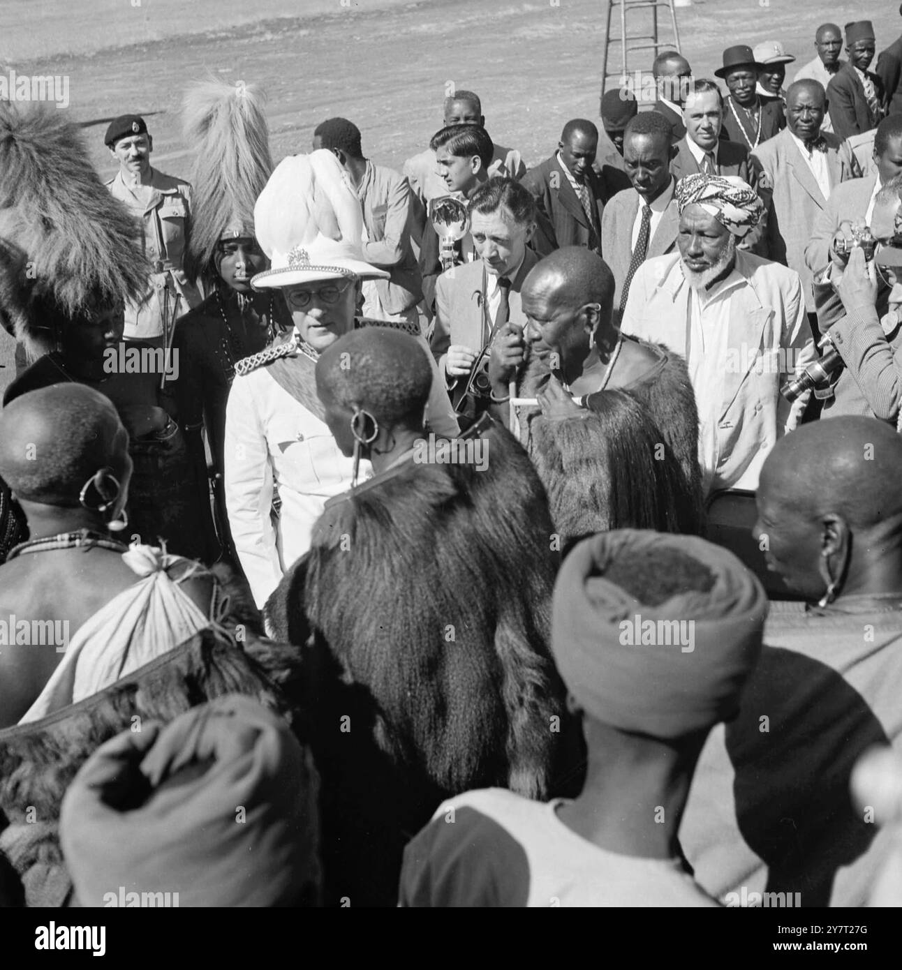 Princess elizabeth in kenya` Black and White Stock Photos & Images - Alamy