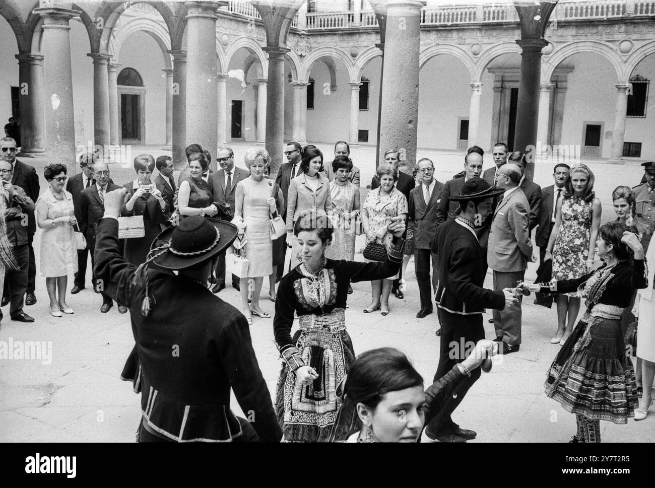 TOLEDO, SPAIN: LYNDA B. JOHNSON, DAUGHTER OF THE AMERICAN PRESIDENT, IS ...