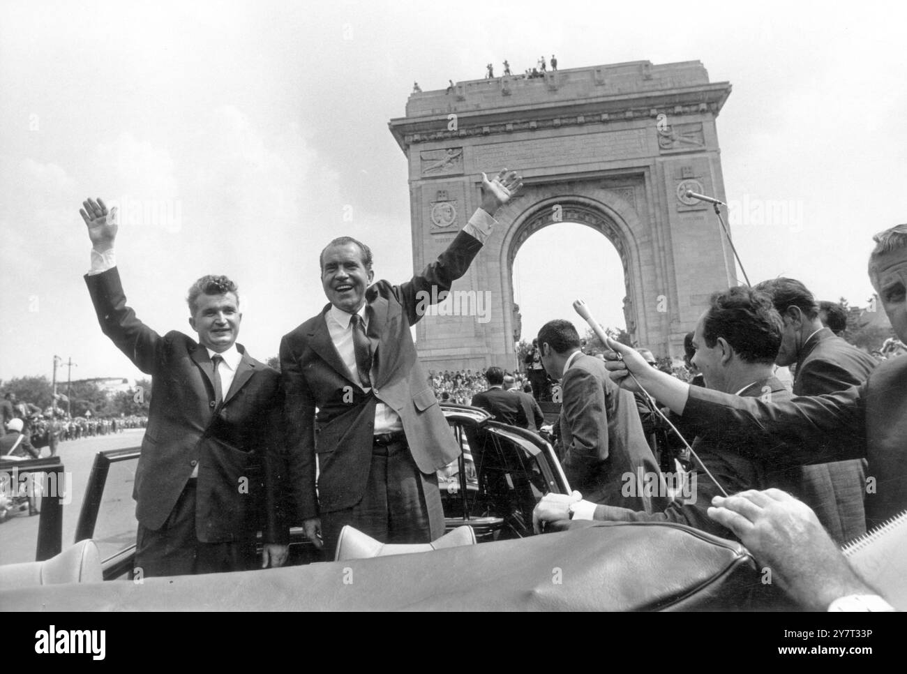 WAVING TO THE PEOPLE Bucharest, Romania : Side by side, United States ...