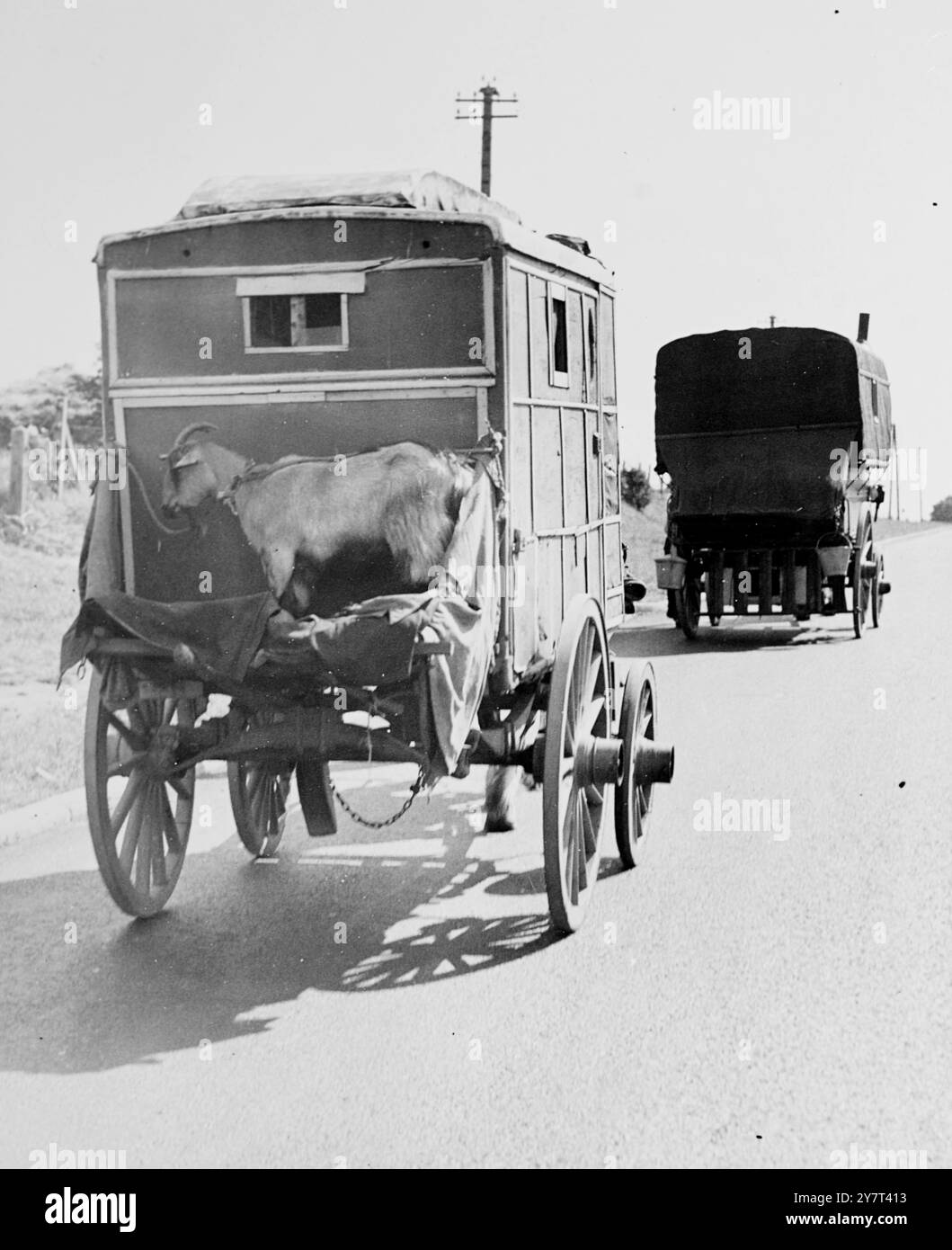 Roma caravan Black and White Stock Photos & Images - Alamy
