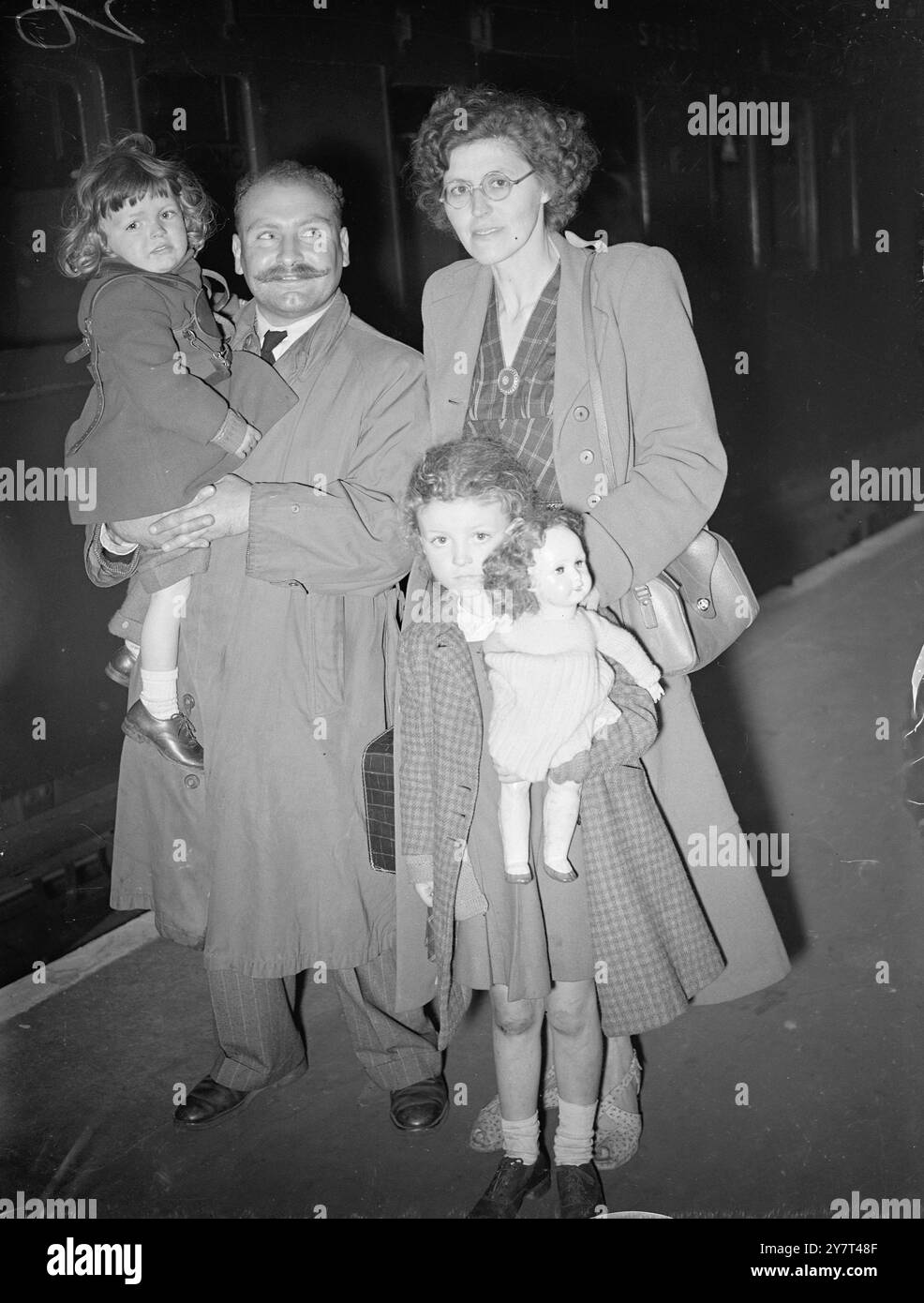 PRINSES ASTRID ' SURVIVORS ' ARRIVE IN LONDON Passengers saved from the ...
