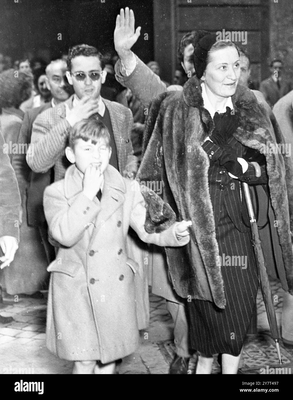 Is Mussolini a martyr ...... Italians celebrate mass for anniversary of ...