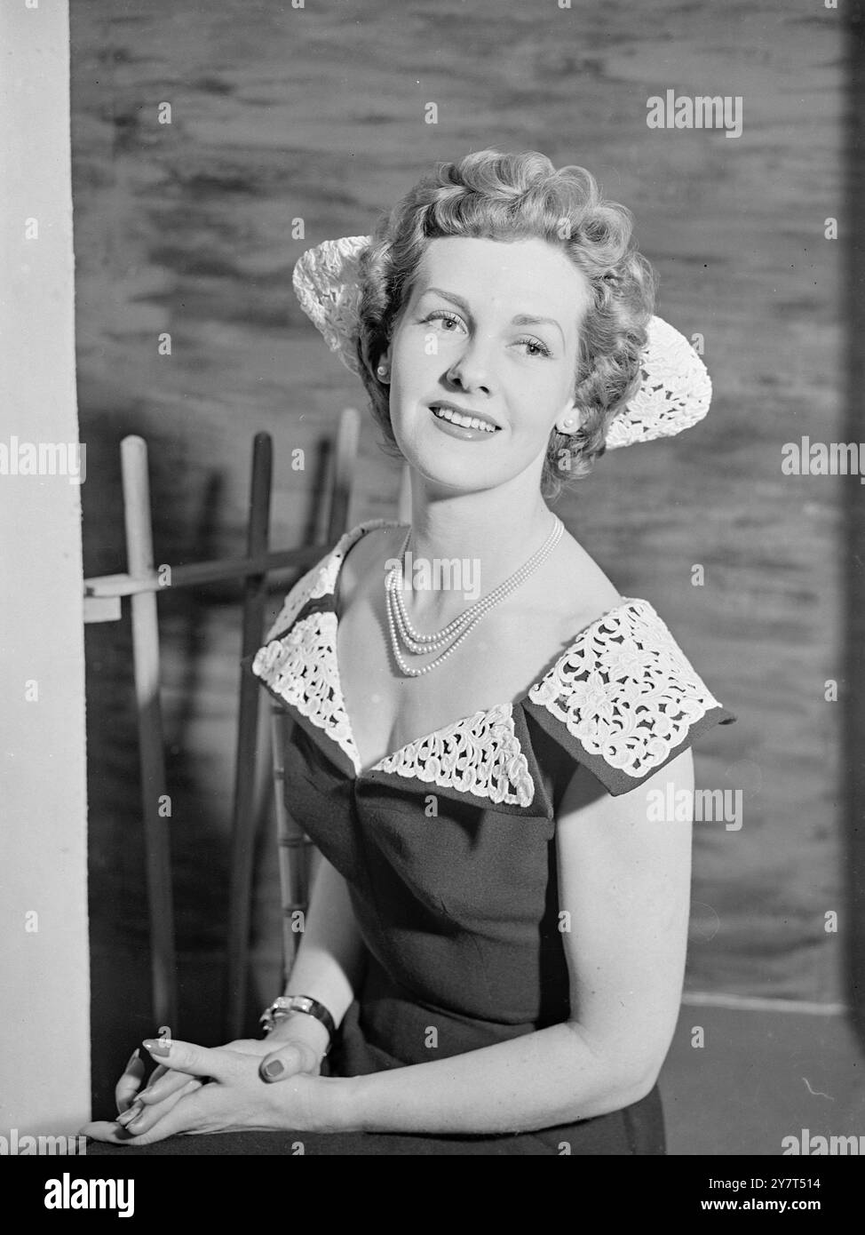 Blue headdress Black and White Stock Photos & Images - Alamy