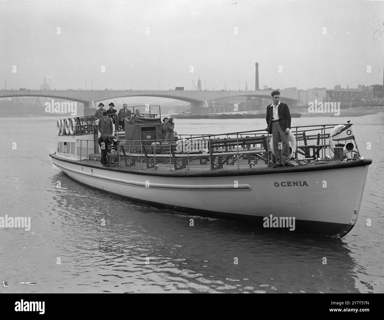 Bus 12 Black and White Stock Photos & Images - Alamy