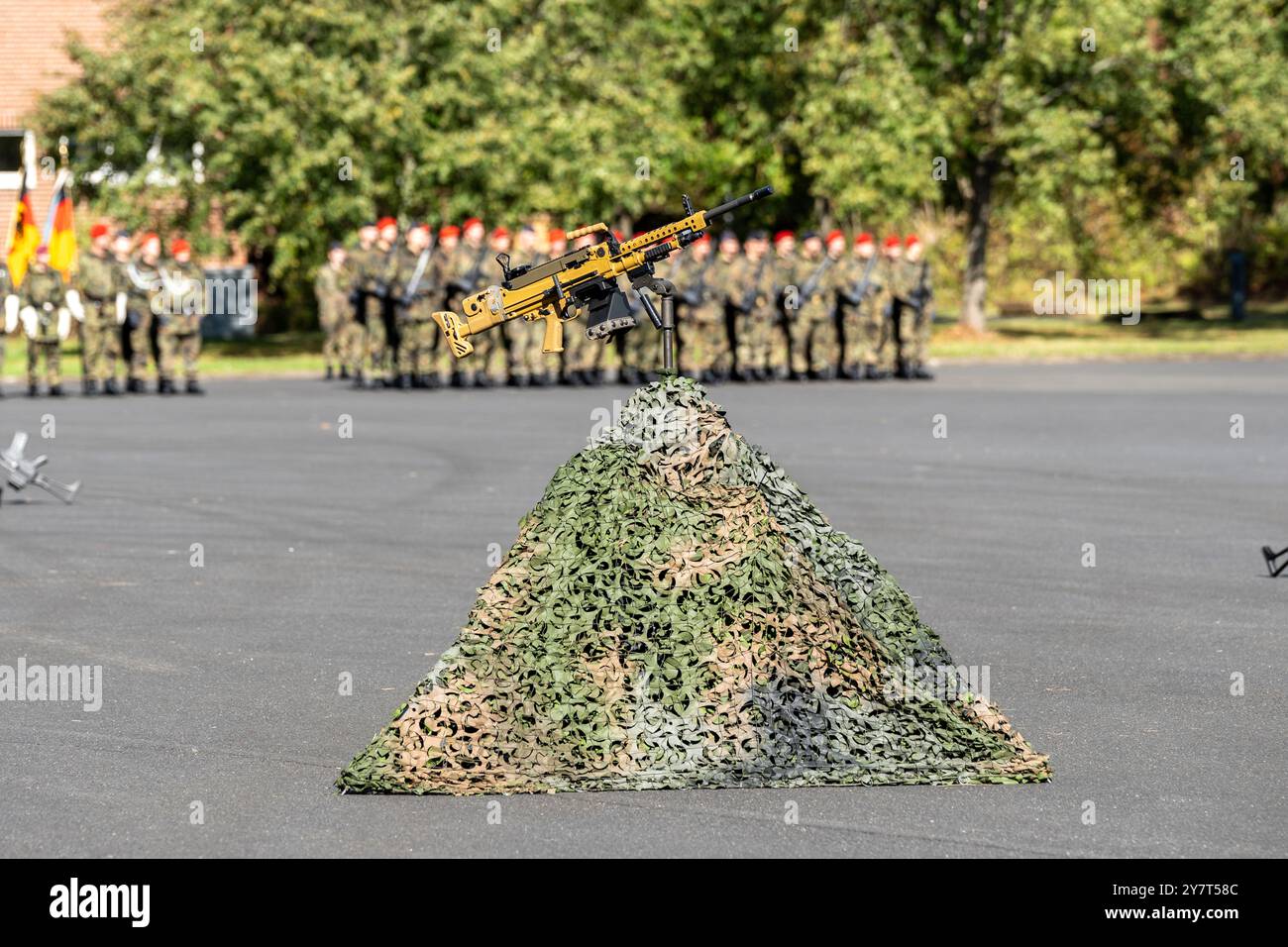 Taktische uniform hi-res stock photography and images - Alamy