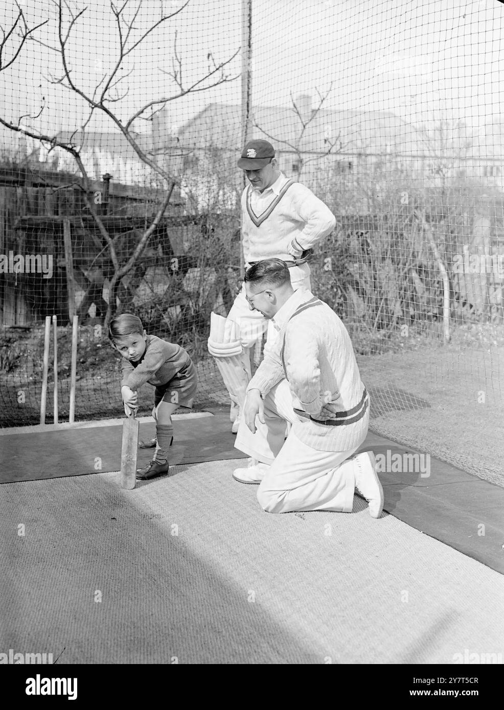 Child cricket africa Black and White Stock Photos & Images - Alamy