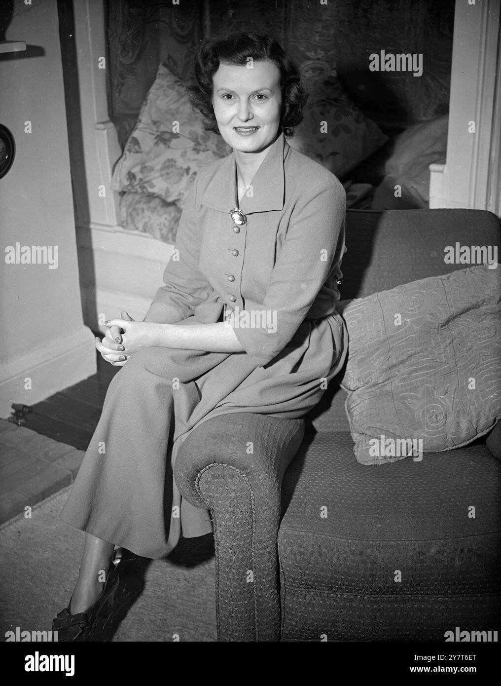 TELEVISION'S NEW GIRL ANNOUNCER BBC's new woman announcer for ...