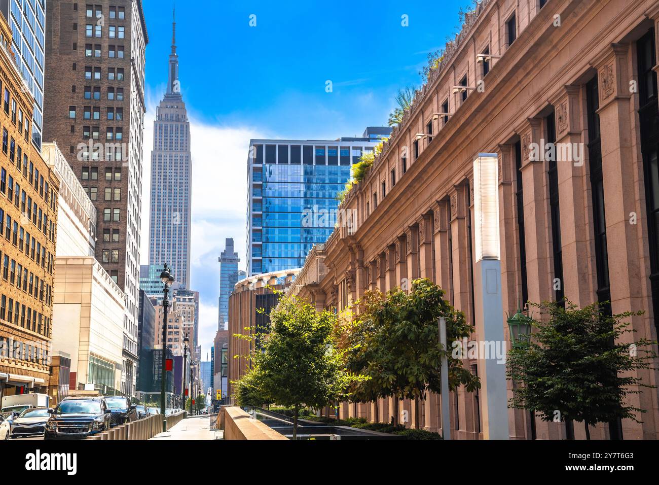 New York city train station and famous landmark steret view, United ...