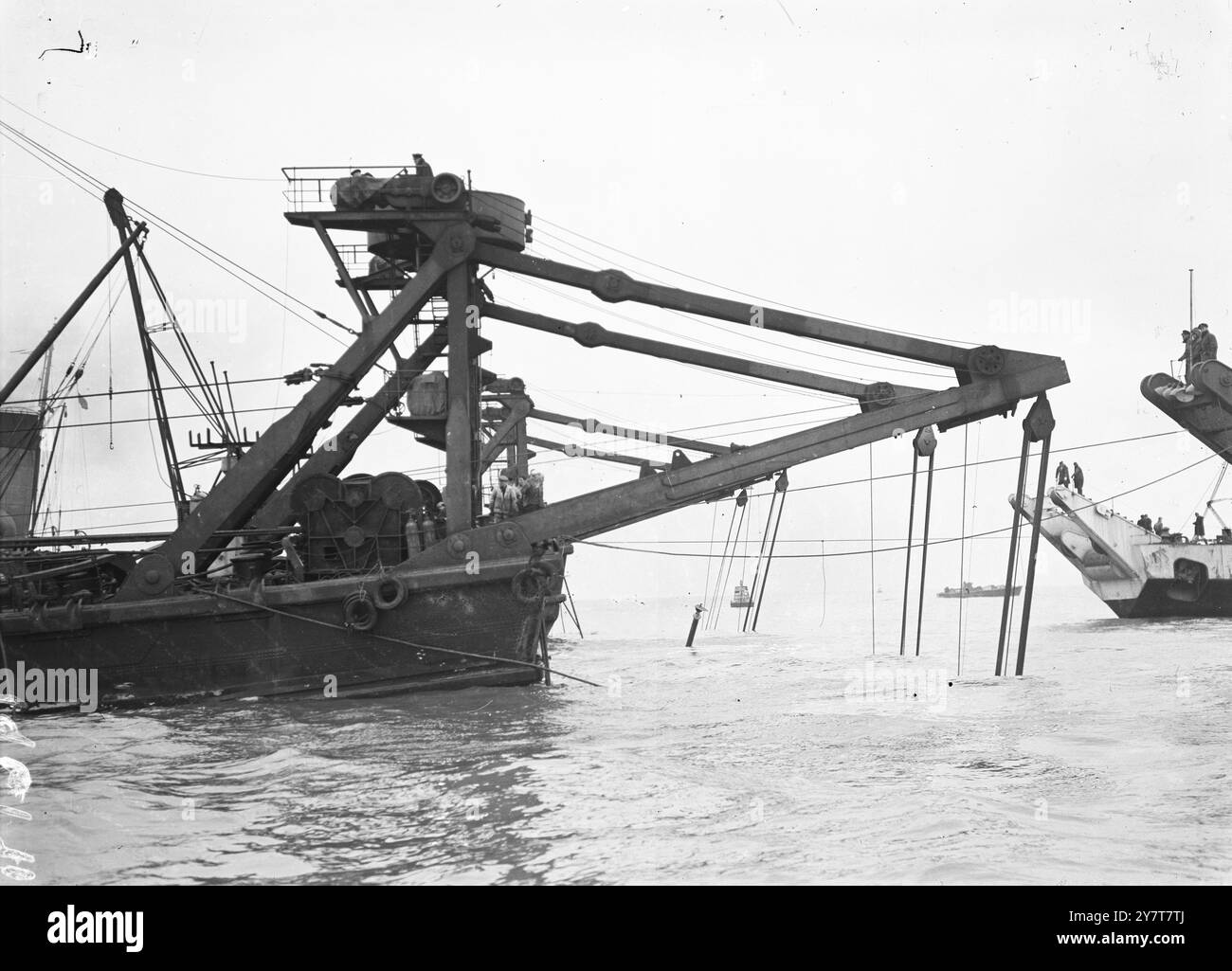 Wwii minesweepers hi-res stock photography and images - Alamy