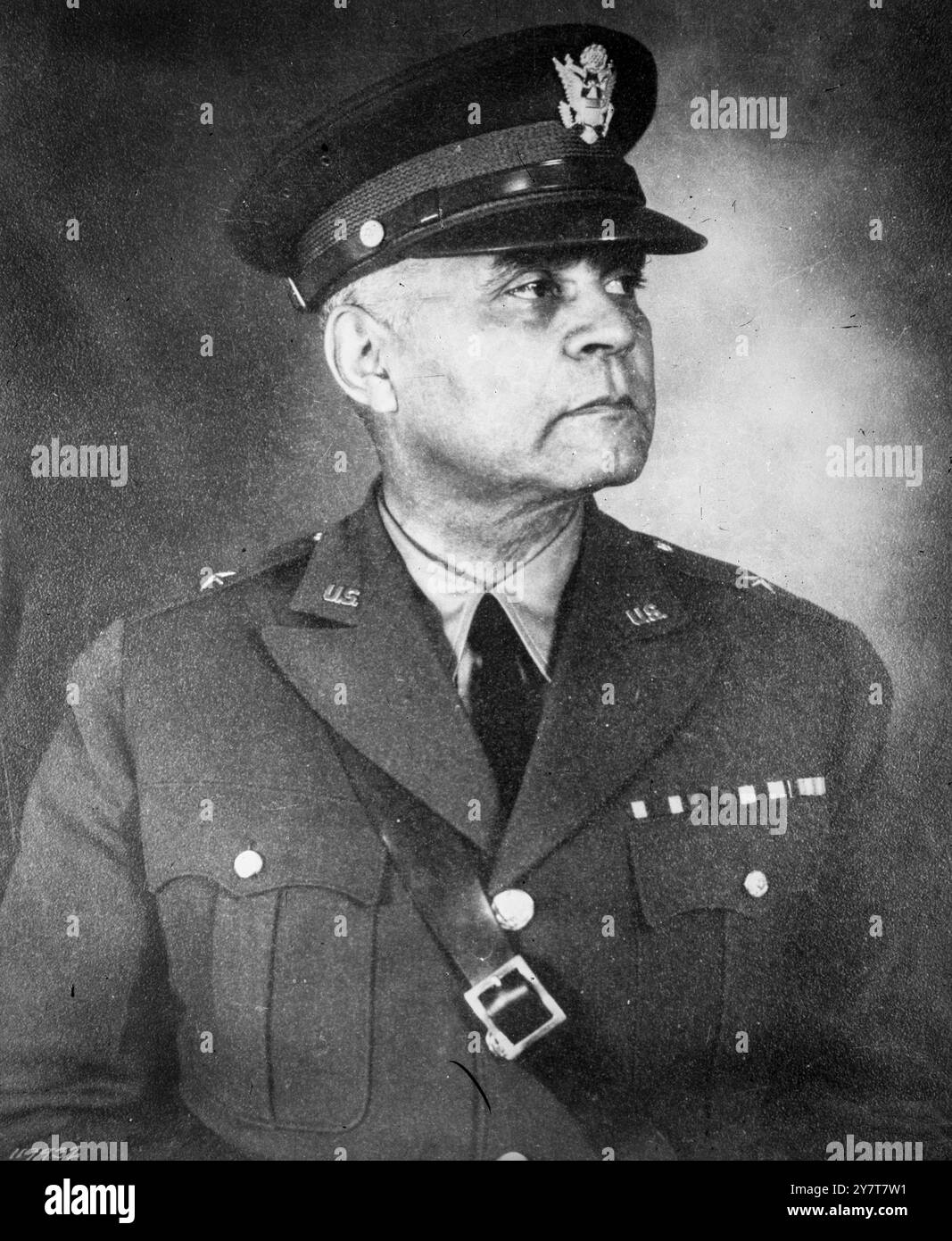 Ww2 information Black and White Stock Photos & Images - Alamy