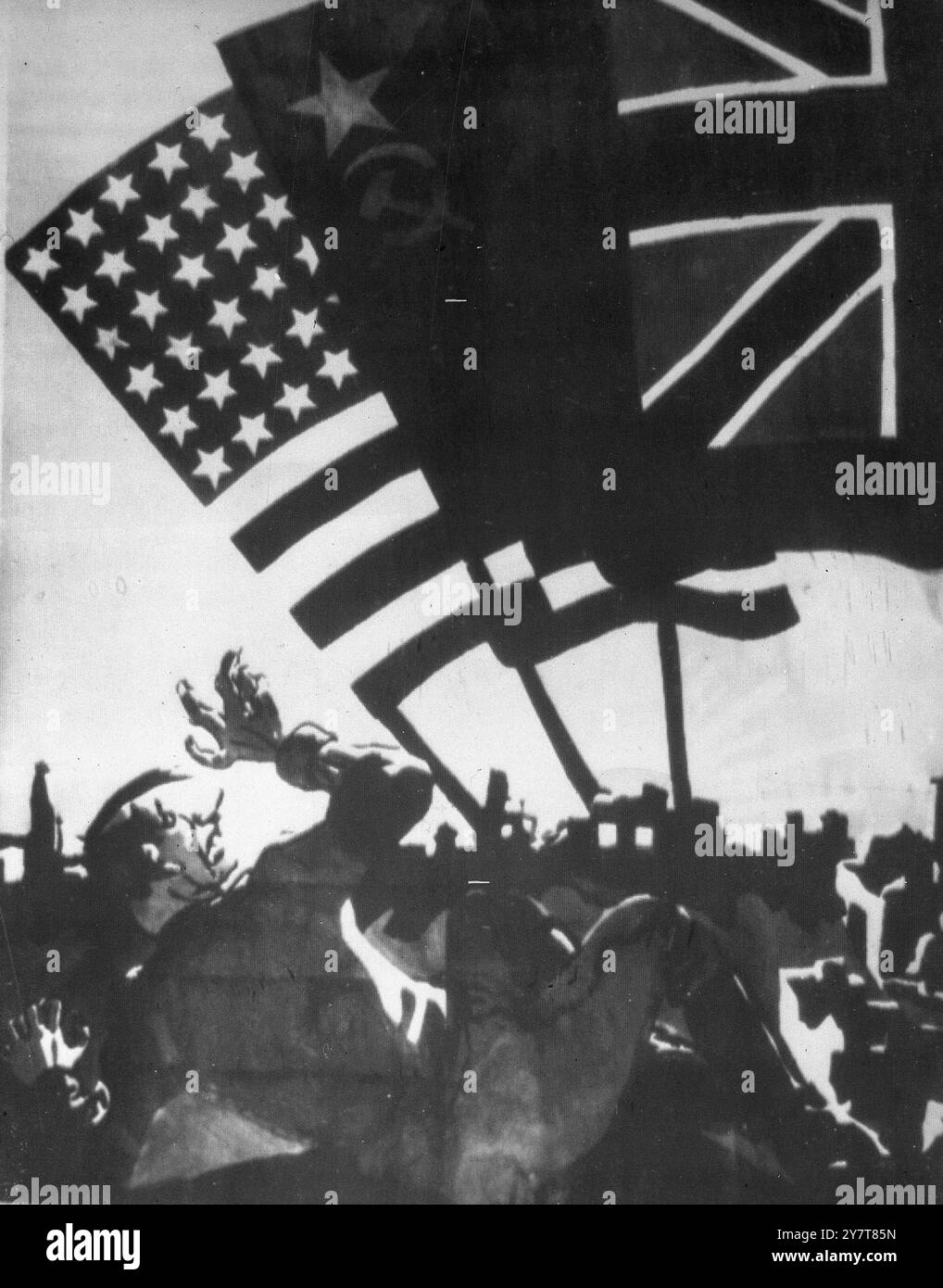 MOSCOW POSTERS ILLUSTRATE TEHRAN DECLARATIONFollowing the Declaration ...