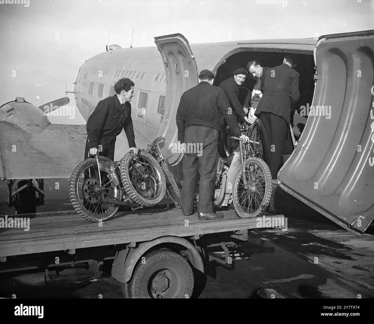 Williams racing team cycles hi-res stock photography and images - Alamy