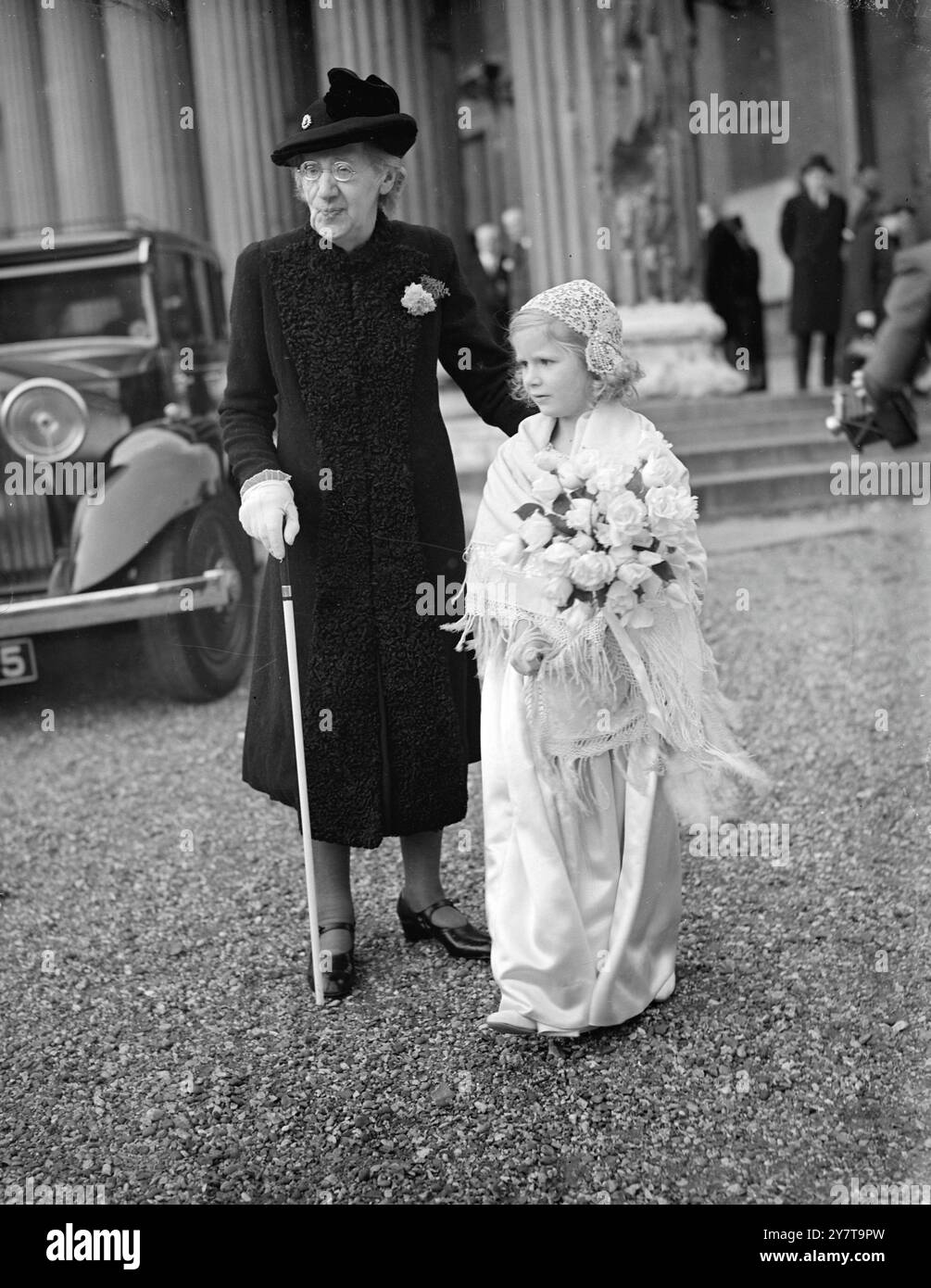 BRIDE WITH A CIRCLET OF FLOWERS Married in London although both have ...