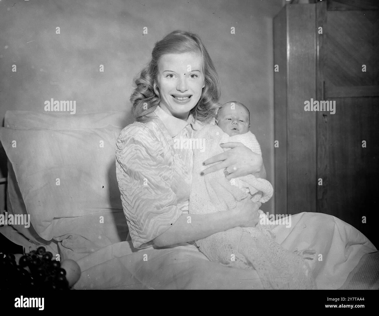 BLUE LAMP GIRL IS A MOTHER 15 May 1950 Peggy Evans, one of the stars of ...