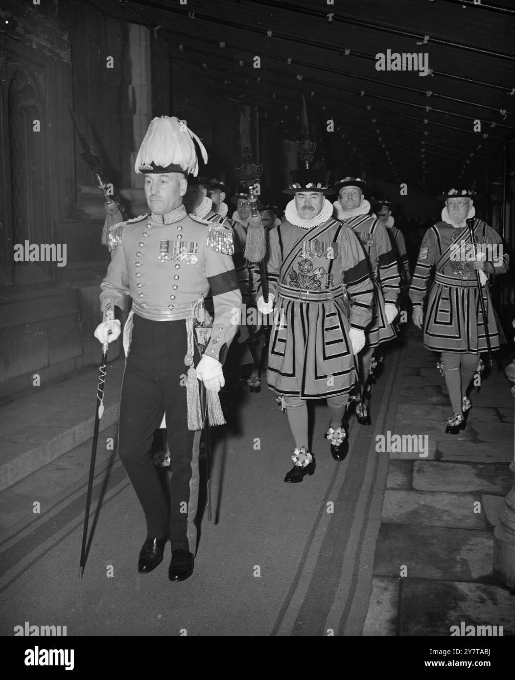 YEOMAN OF THE GUARD SEARCH THE HOUSES OF PARLIAMENT FOR THE TRADITIONAL ...