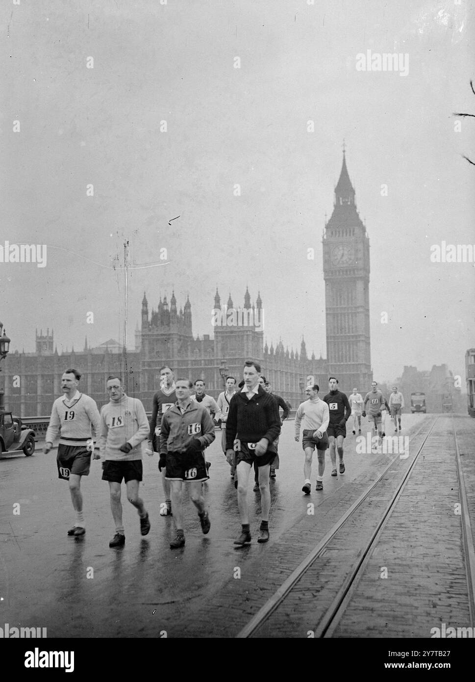 1950s london bridge hi-res stock photography and images - Alamy