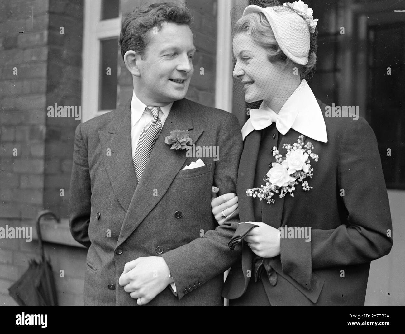 WEDDING POINTS 26 April 1950 Valerie cox 21 year old London mannequin ...