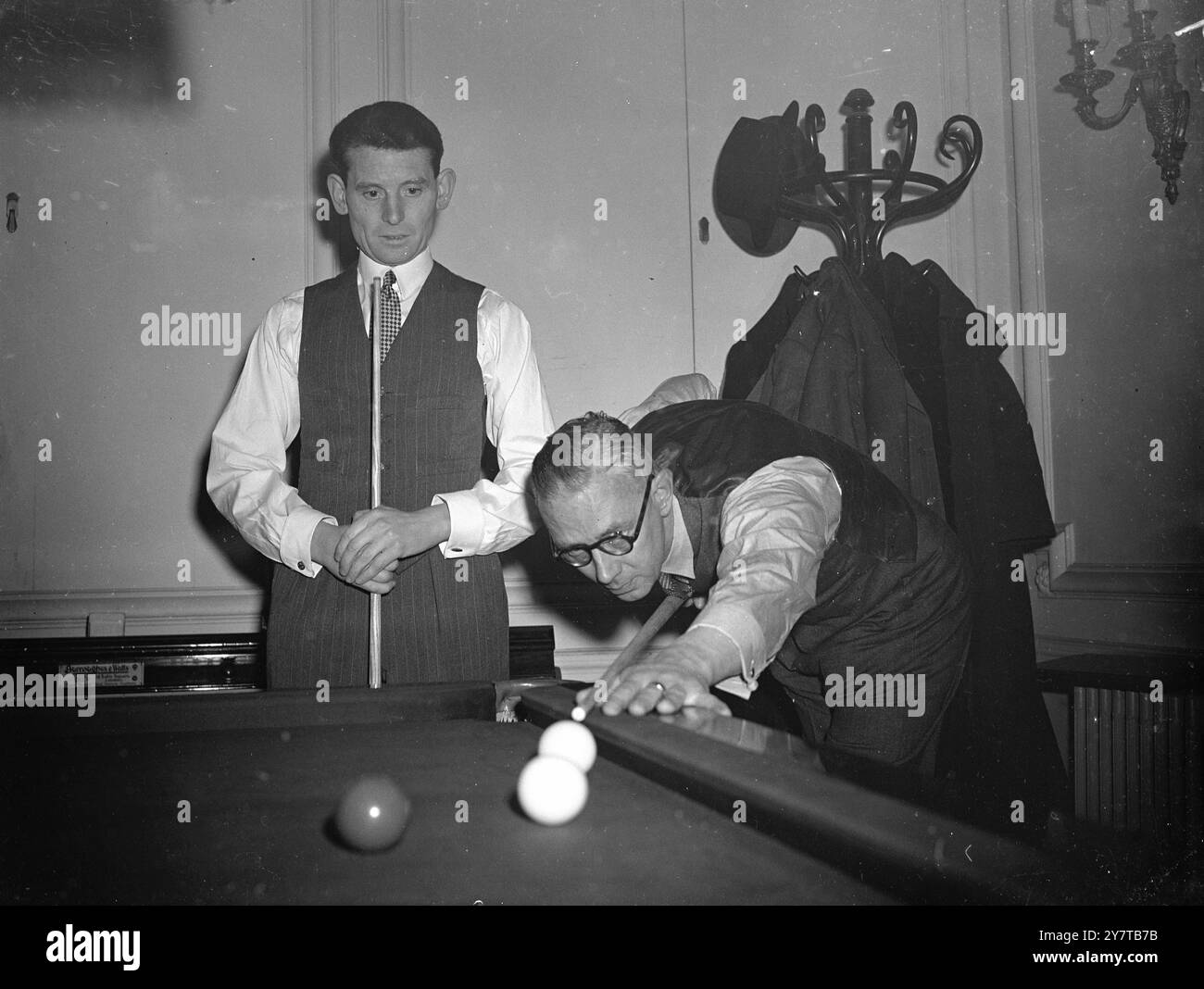 Man in round glasses Black and White Stock Photos & Images - Alamy