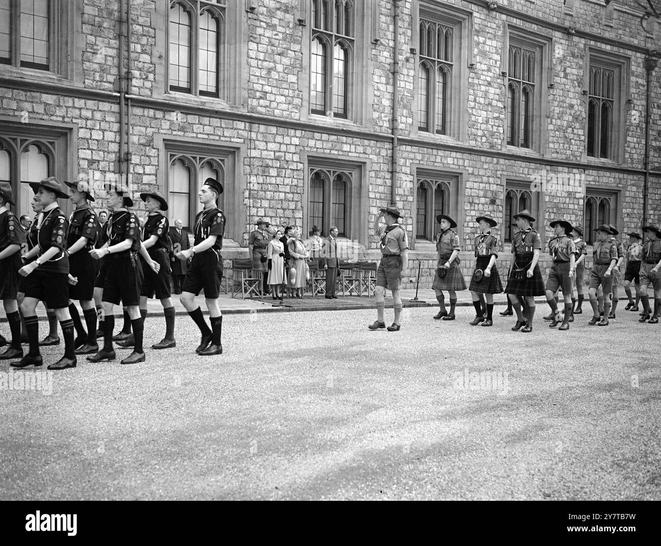 KING , QUEEN AND PRINCESS MARGARET TAKE SALUTE AT SCOUTS MARCH PAST 23 ...