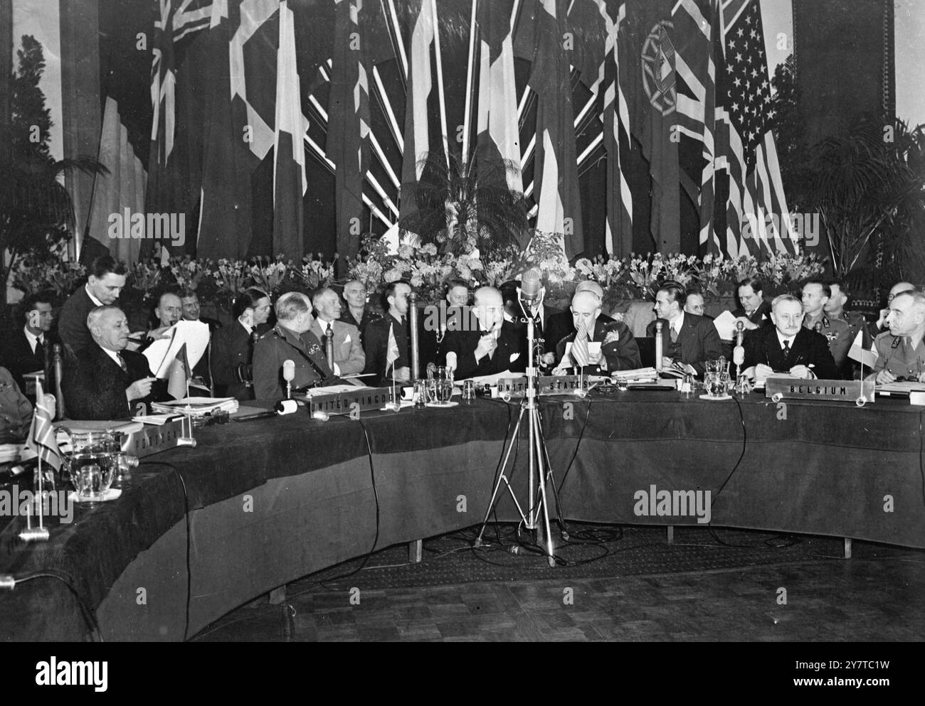 Defence Minister of the North Atlantic Treaty powers , meeting at The ...