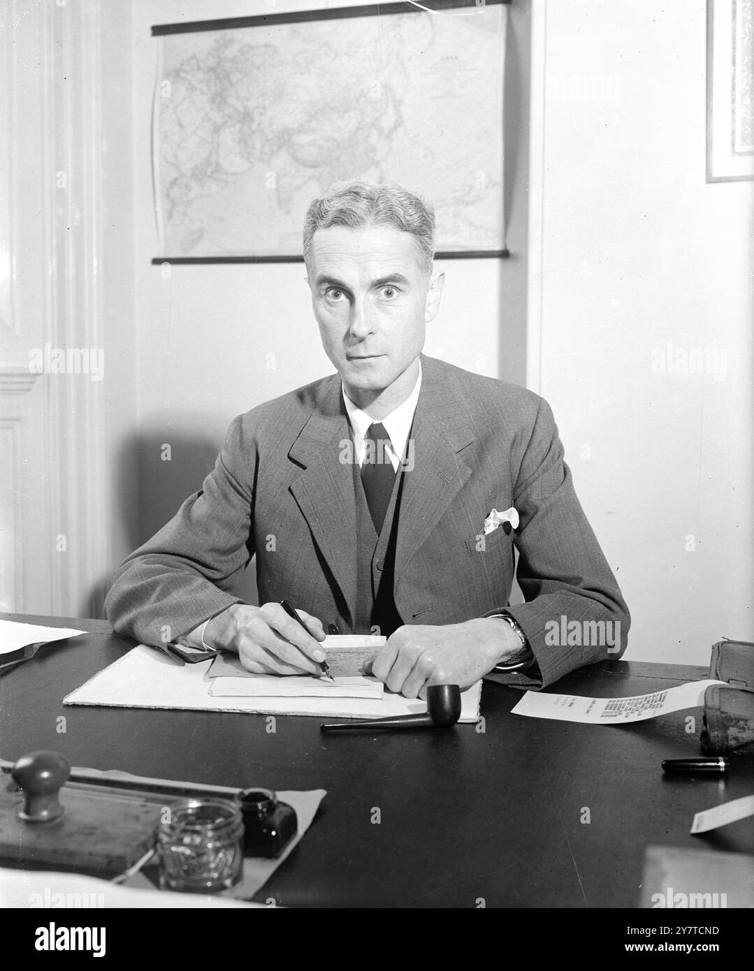 The british high commissioner hi-res stock photography and images - Alamy