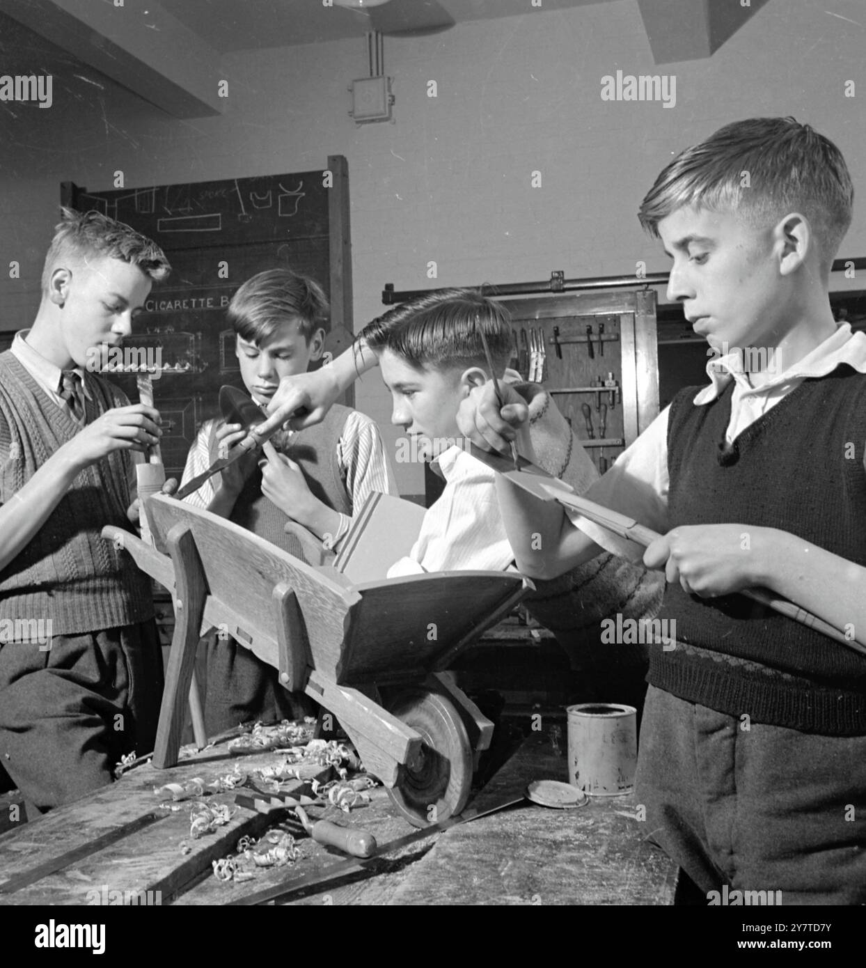 1950s boys school uniform hi-res stock photography and images - Alamy