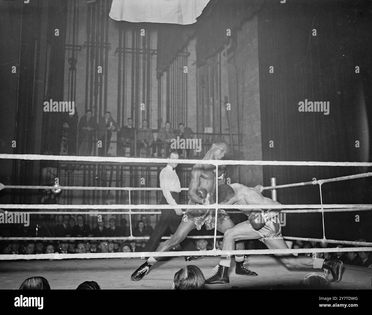1950s boxing ring hi-res stock photography and images - Alamy