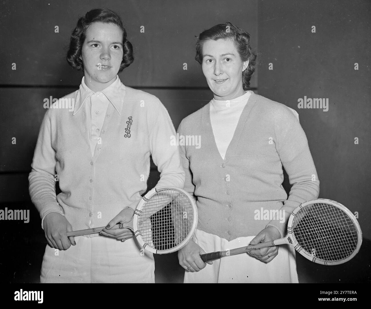 1950s girl british sport hi-res stock photography and images - Alamy