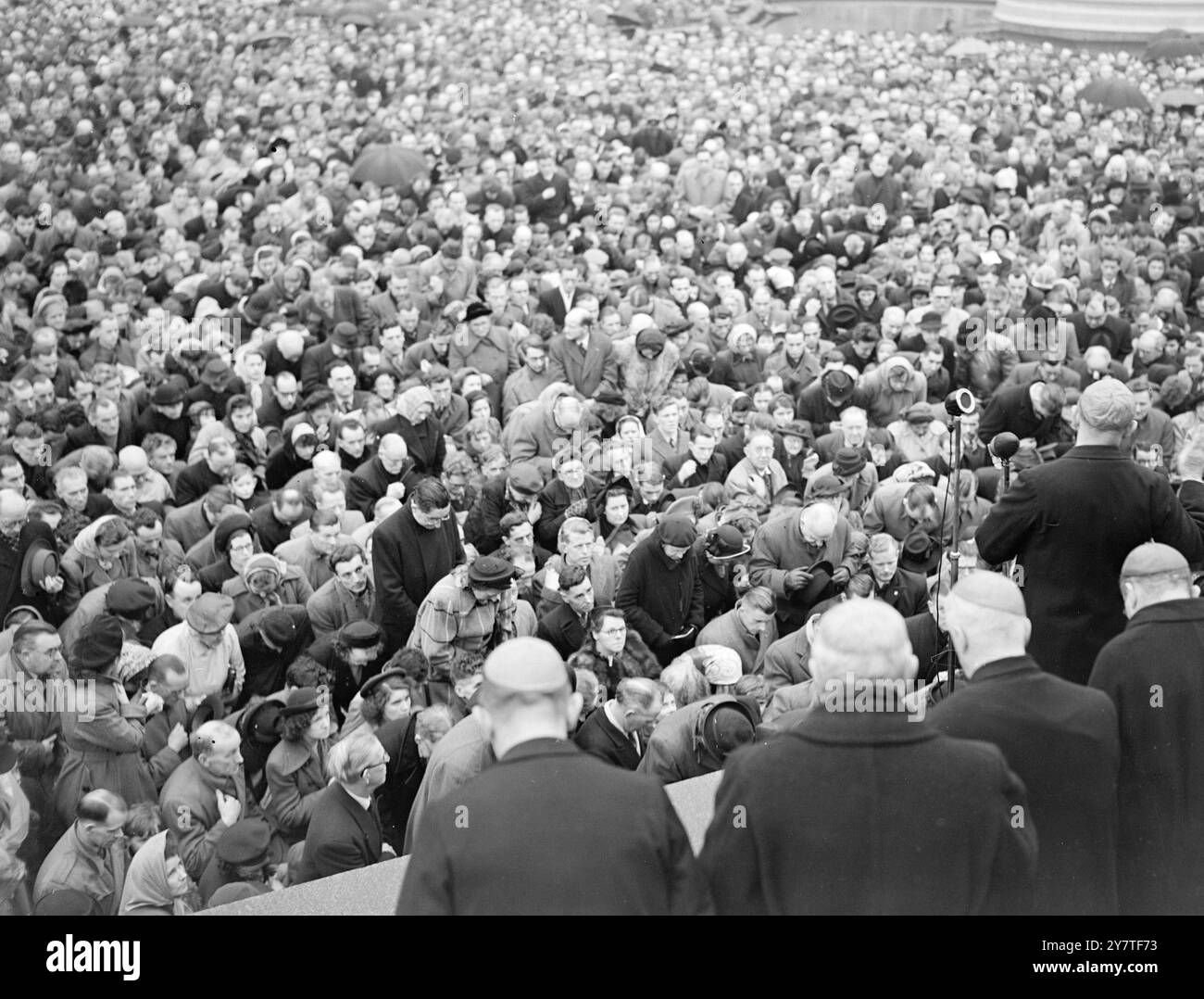 Schools 50s london hi-res stock photography and images - Alamy